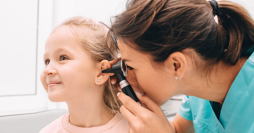 La différence entre un audioprothésiste, un audiologiste et un ORL - Aures